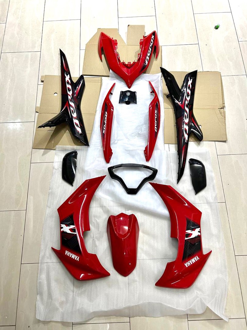 Aerox V2 Ori Coverset, Motorcycles, Motorcycle Apparel on Carousell