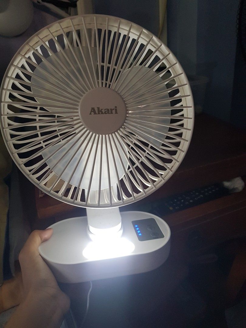 AKARI RECHARGEABLE PORTABLE FAN, Furniture & Home Living, Lighting ...