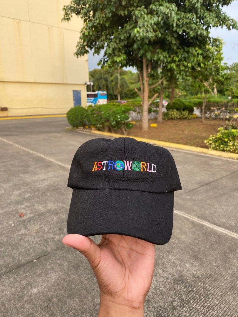 Astroworld Cap 400, Men's Fashion, Watches & Accessories, Caps & Hats ...