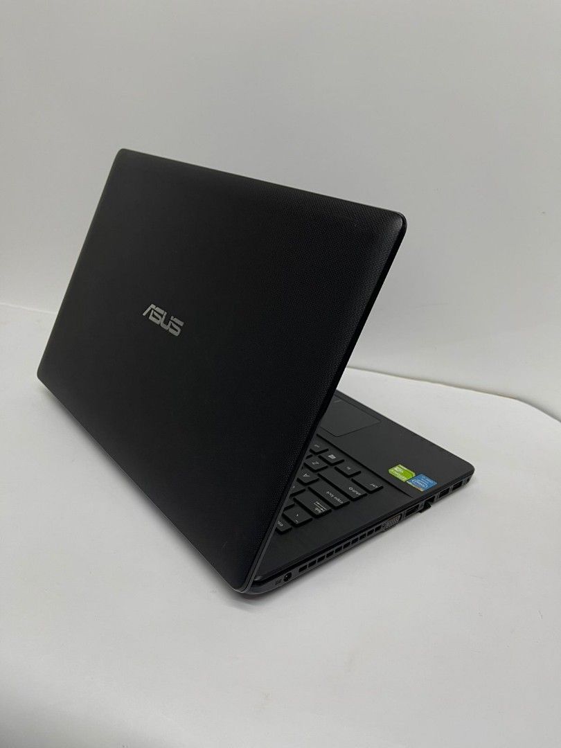 Asus X452L Intel core i3 4Th gen Ram 6GB Ssd 128 Gb NVIDIA GeForce 820M ...