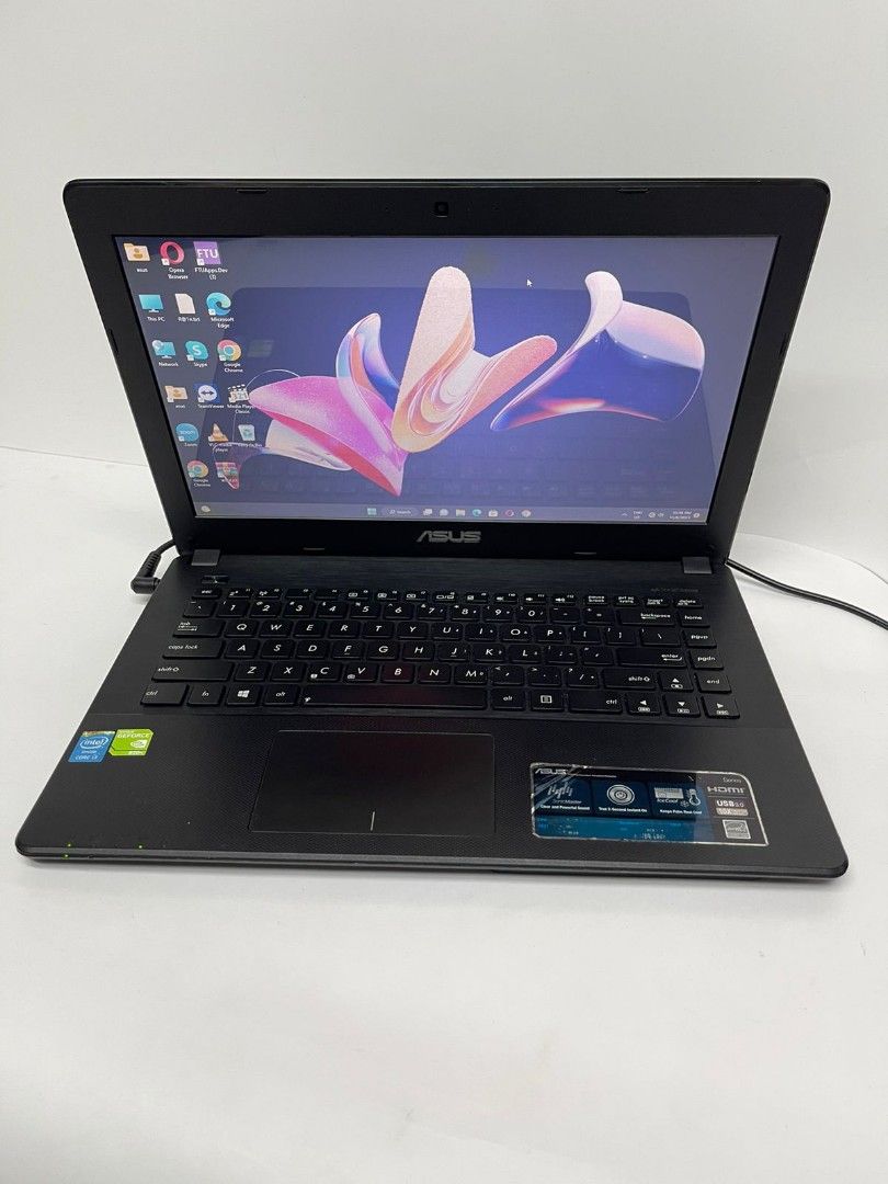 Asus X452L Intel core i3 4Th gen Ram 6GB Ssd 128 Gb NVIDIA GeForce 820M ...