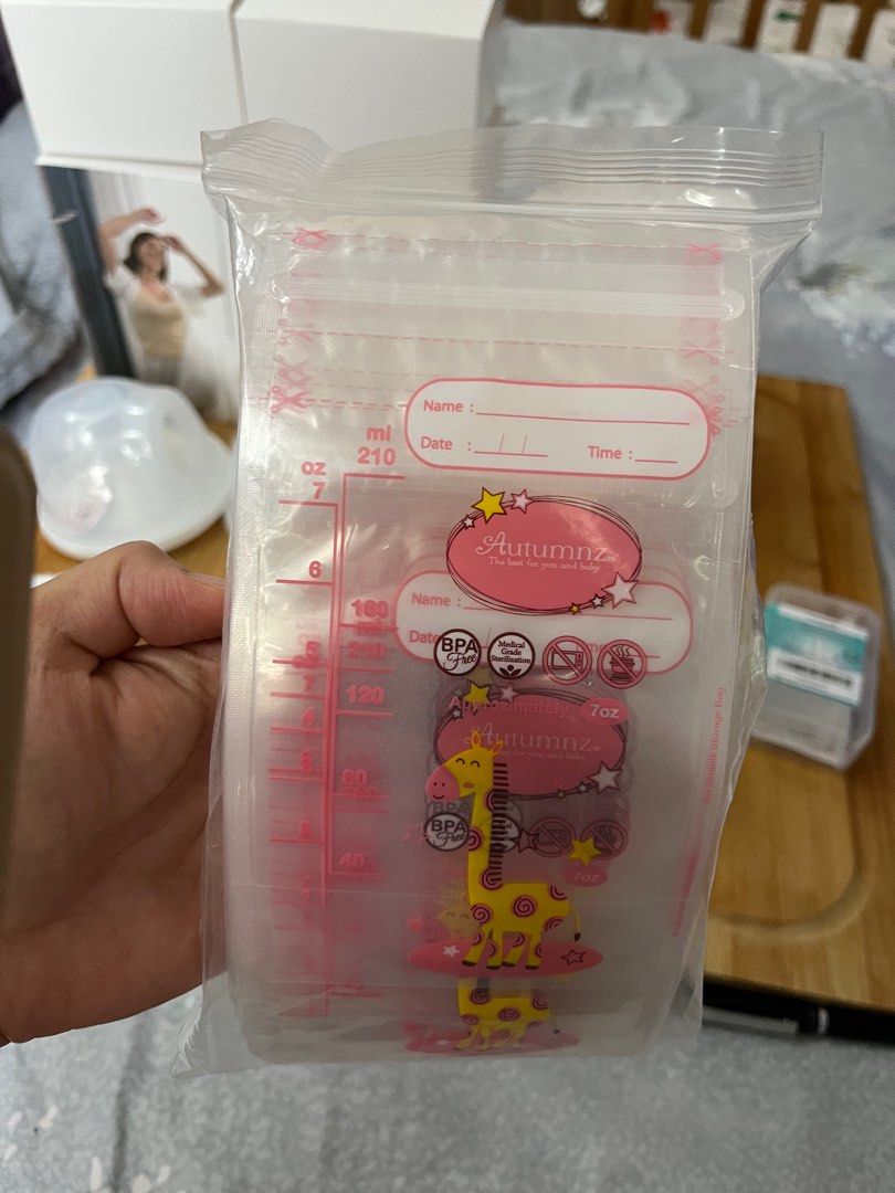 Bebebao WEARABLE BREAST Pump, Babies & Kids, Nursing & Feeding ...