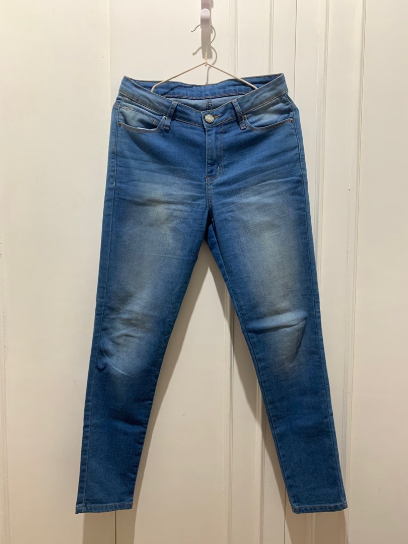 Bench Pants, Women's Fashion, Bottoms, Jeans on Carousell