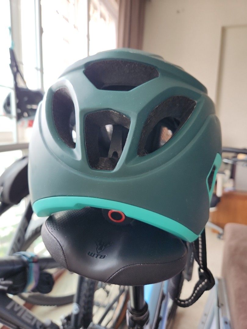 Bicycle Helmet, Sports Equipment, Bicycles & Parts, Parts & Accessories ...