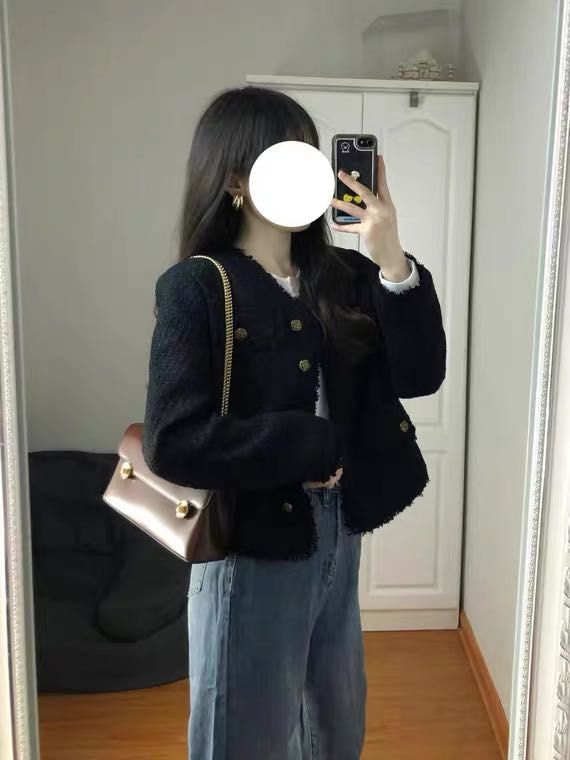 Black Blazers, Women's Fashion, Coats, Jackets and Outerwear on Carousell