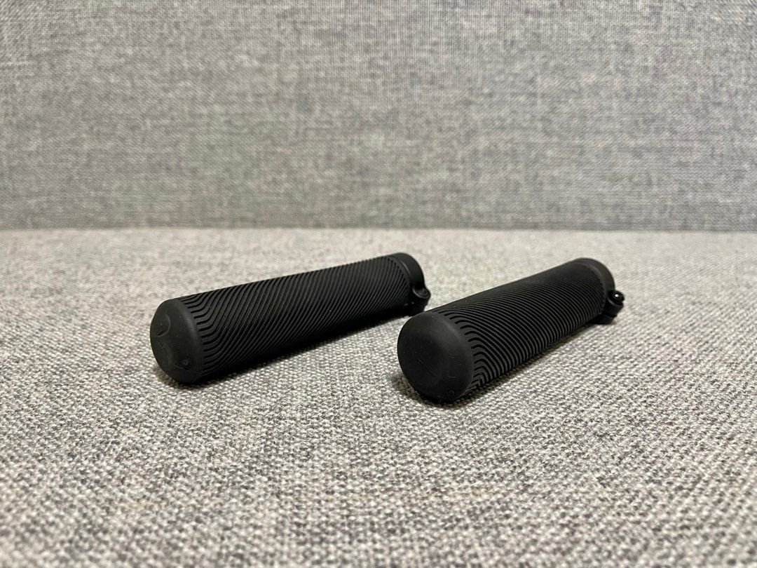 Brompton original handle grip, Sports Equipment, Bicycles & Parts ...