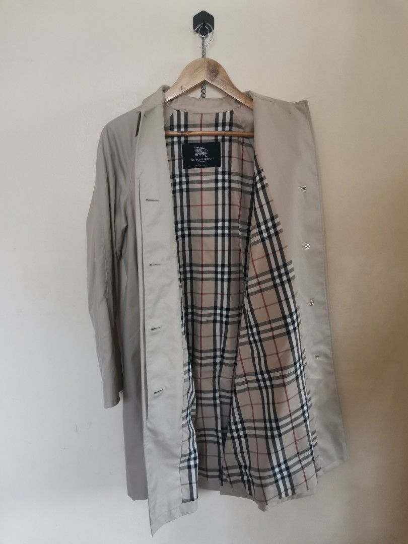 Burberry Designer Trench Coat on Carousell