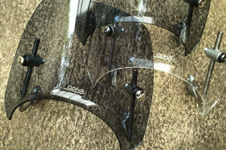 Cafe Racer Windscreen + Number plate tidy, Motorcycles, Motorcycle ...