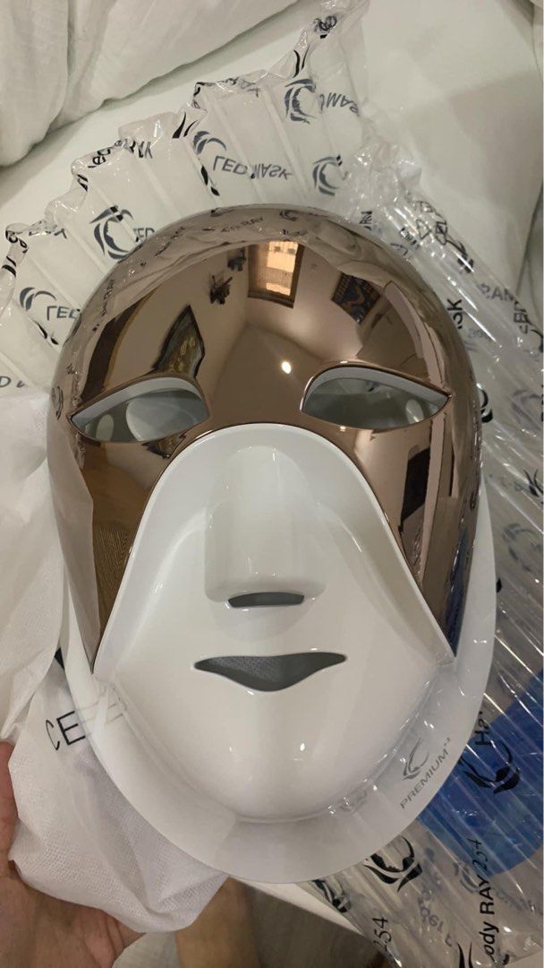 Cellreturn premium led mask - cell return premium, Beauty & Personal ...