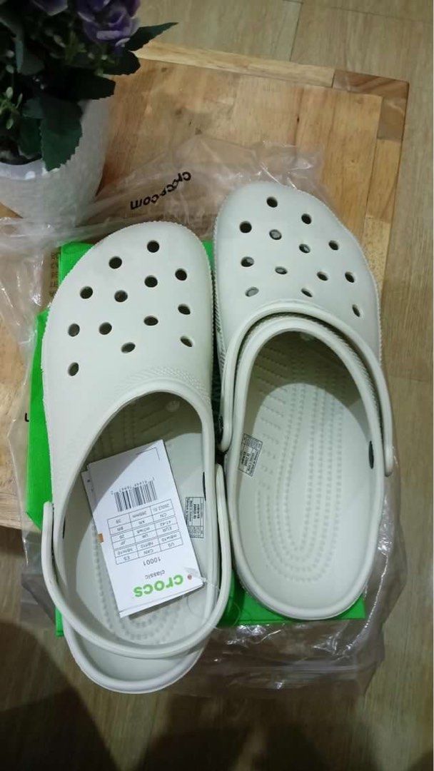 Classic Crocs in Stucco 26cm, Men's Fashion, Footwear, Casual Shoes on ...
