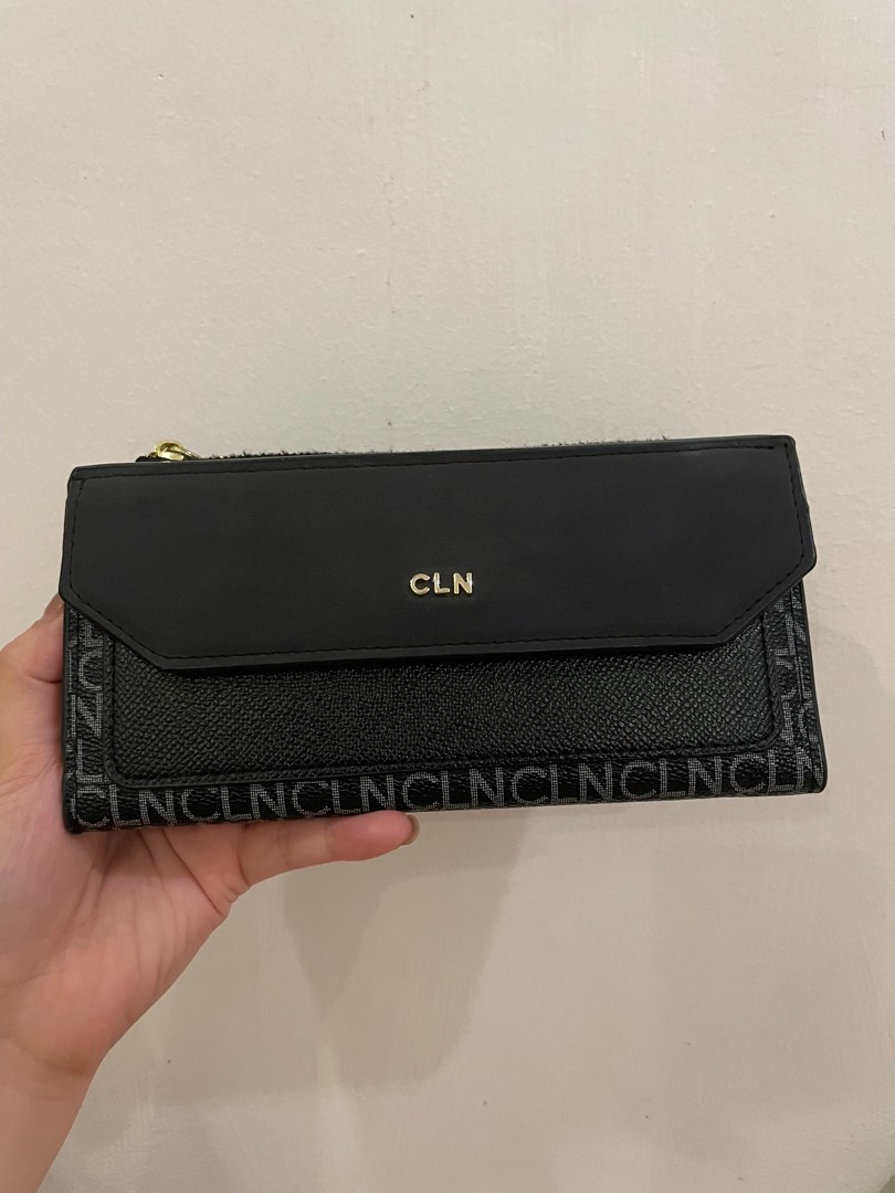 CLN long wallet on Carousell
