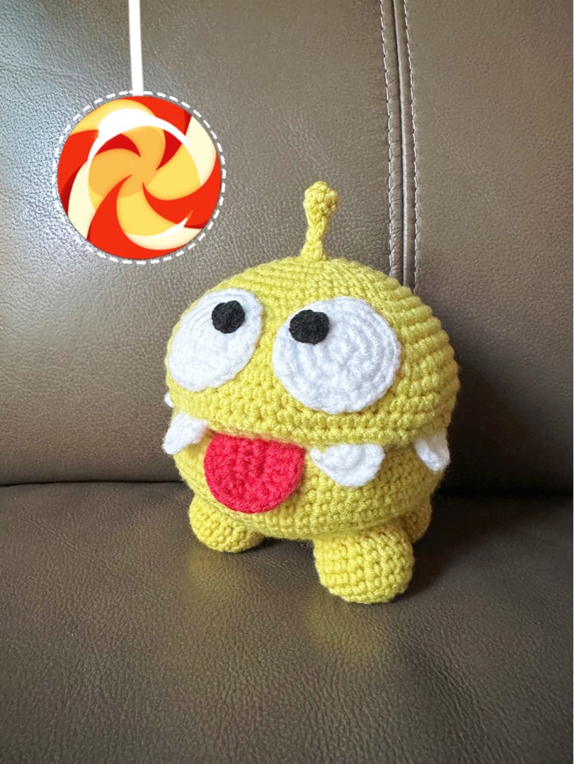 Cut the rope om nom crochet, Hobbies & Toys, Stationery & Craft ...