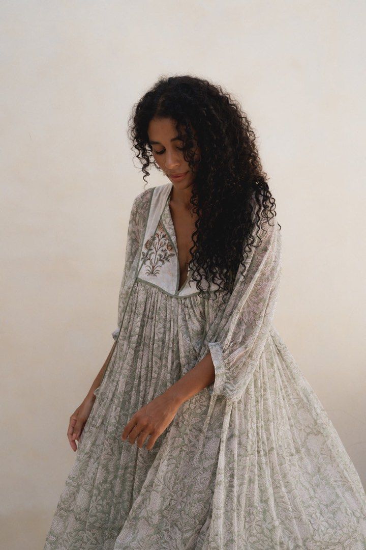 Daughters of India Diya Midi Dress Pistachio, Women's Fashion, Dresses ...