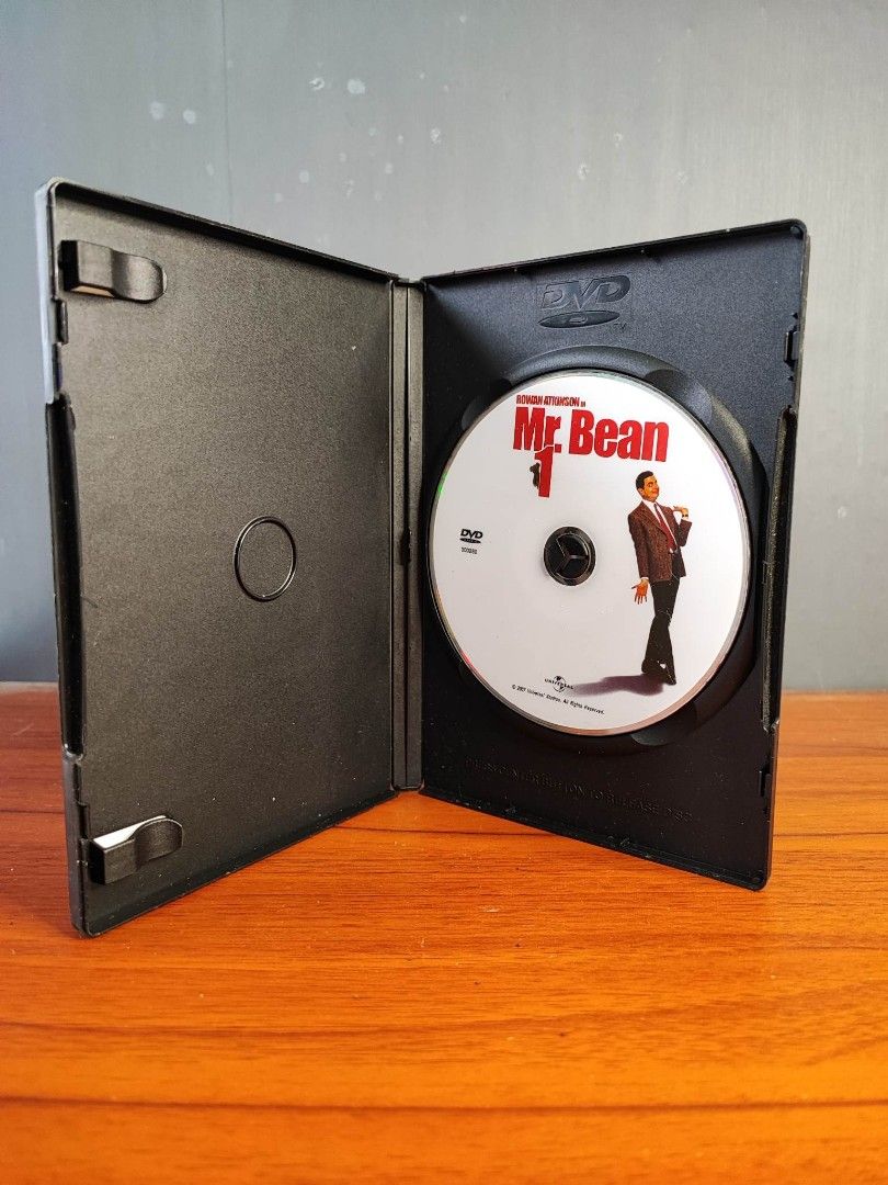 DVD Movies Mr. Bean 1, Hobbies & Toys, Music & Media, CDs & DVDs on Carousell