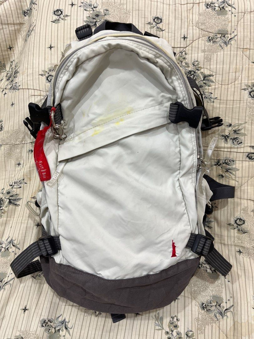 EASTBOY BACKPACK, Men's Fashion, Bags, Backpacks on Carousell