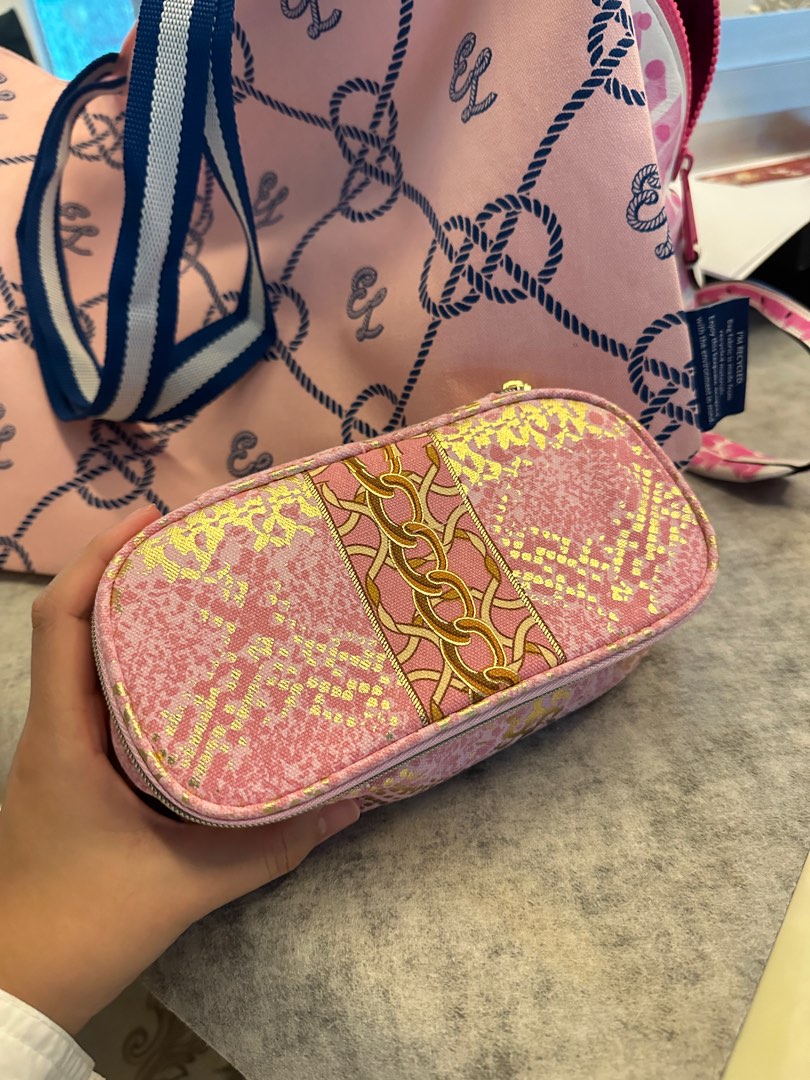 estee lauder pouch, Women's Fashion, Bags & Wallets, Purses & Pouches ...