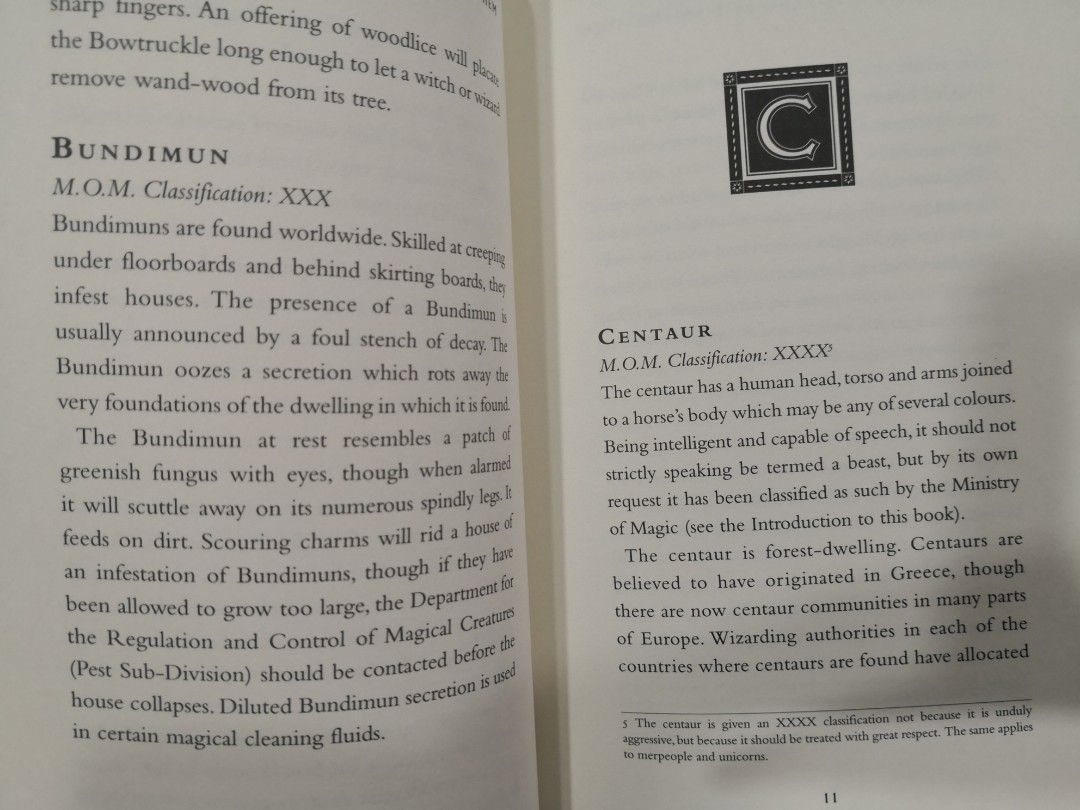 Fantastic Beast & where to find them by Newt Scamander, Hobbies & Toys ...