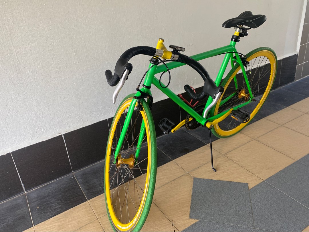 Fixie, Sports Equipment, Bicycles & Parts, Bicycles on Carousell
