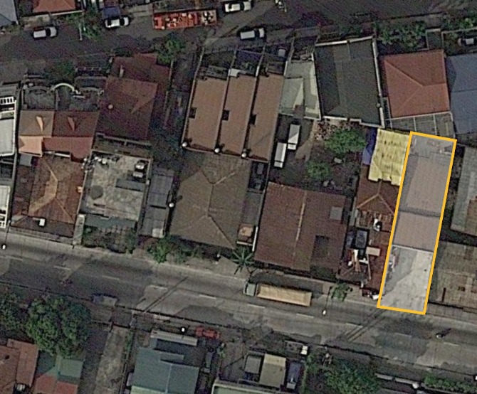 FOR SALE LOT WITH STRUCTURE IN LA LOMA PASSABLE TO 40 FT on Carousell