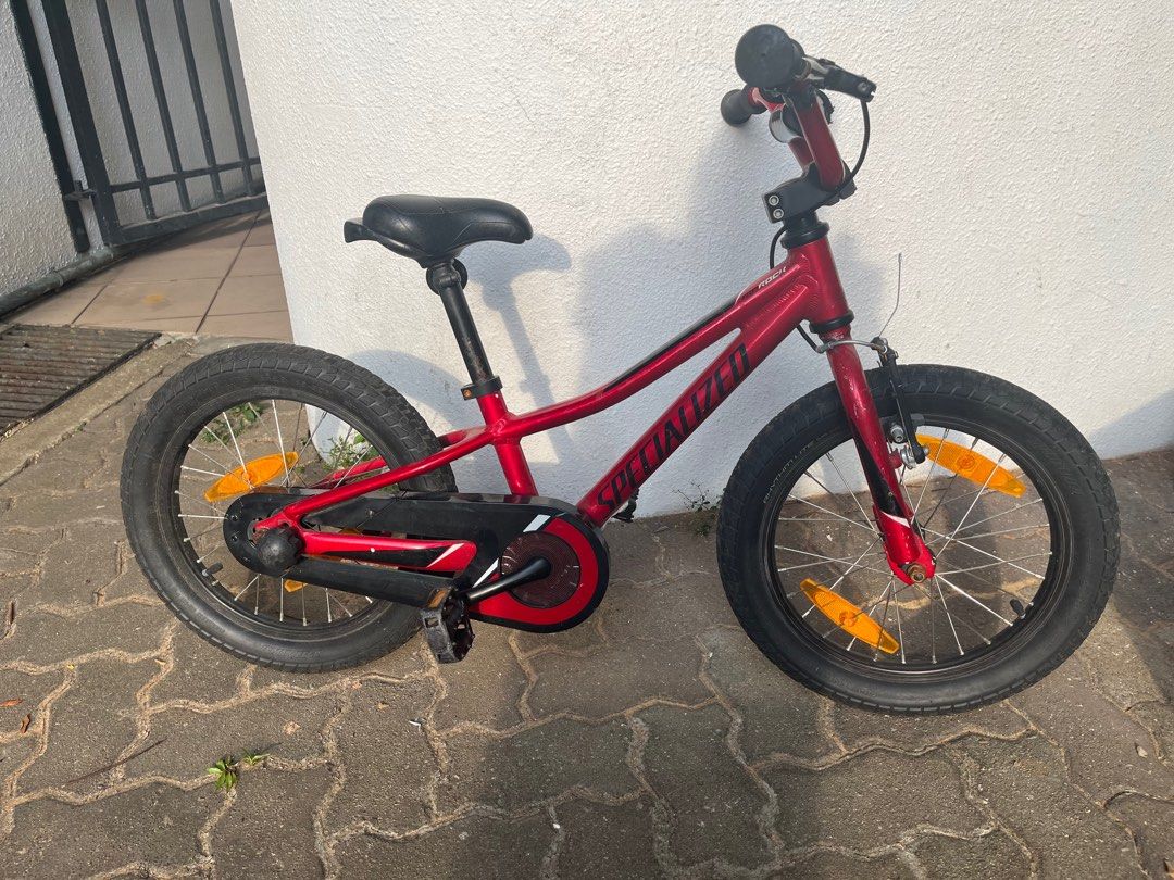 FREE kids peddle bike, Sports Equipment, Bicycles & Parts, Bicycles on Carousell