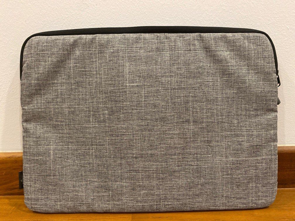 Fujitsu Laptop Case, Computers & Tech, Parts & Accessories, Laptop Bags ...