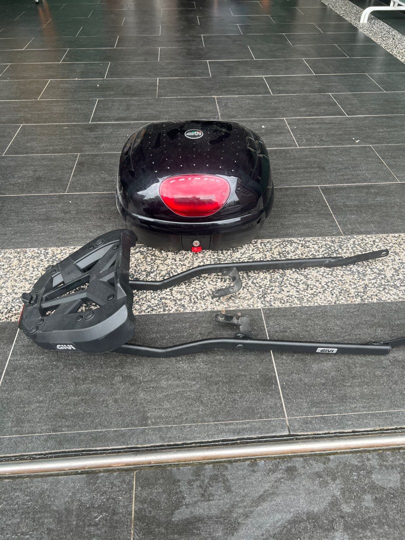 GIVI Rack & Box Y16, Auto Accessories on Carousell