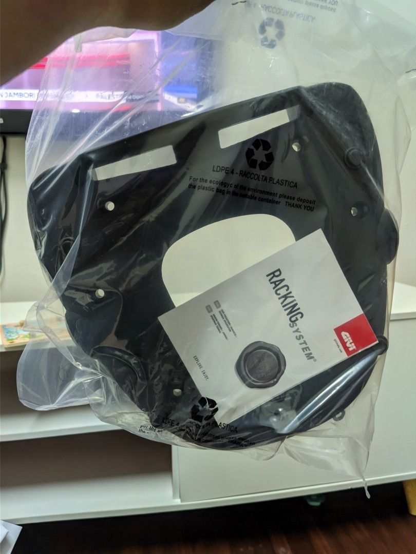 GIVI Rack Base Plate, Auto Accessories on Carousell