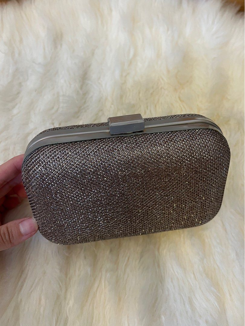 Gold Evening Clutch, Women's Fashion, Bags & Wallets, Clutches on Carousell