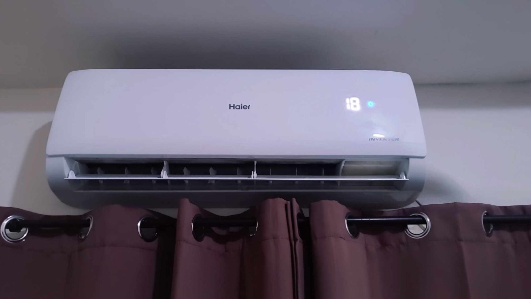 Haier Split Type Aircon Inverter 1.0HP HSU-10TSV13(DC)-SC ( Second Hand ...