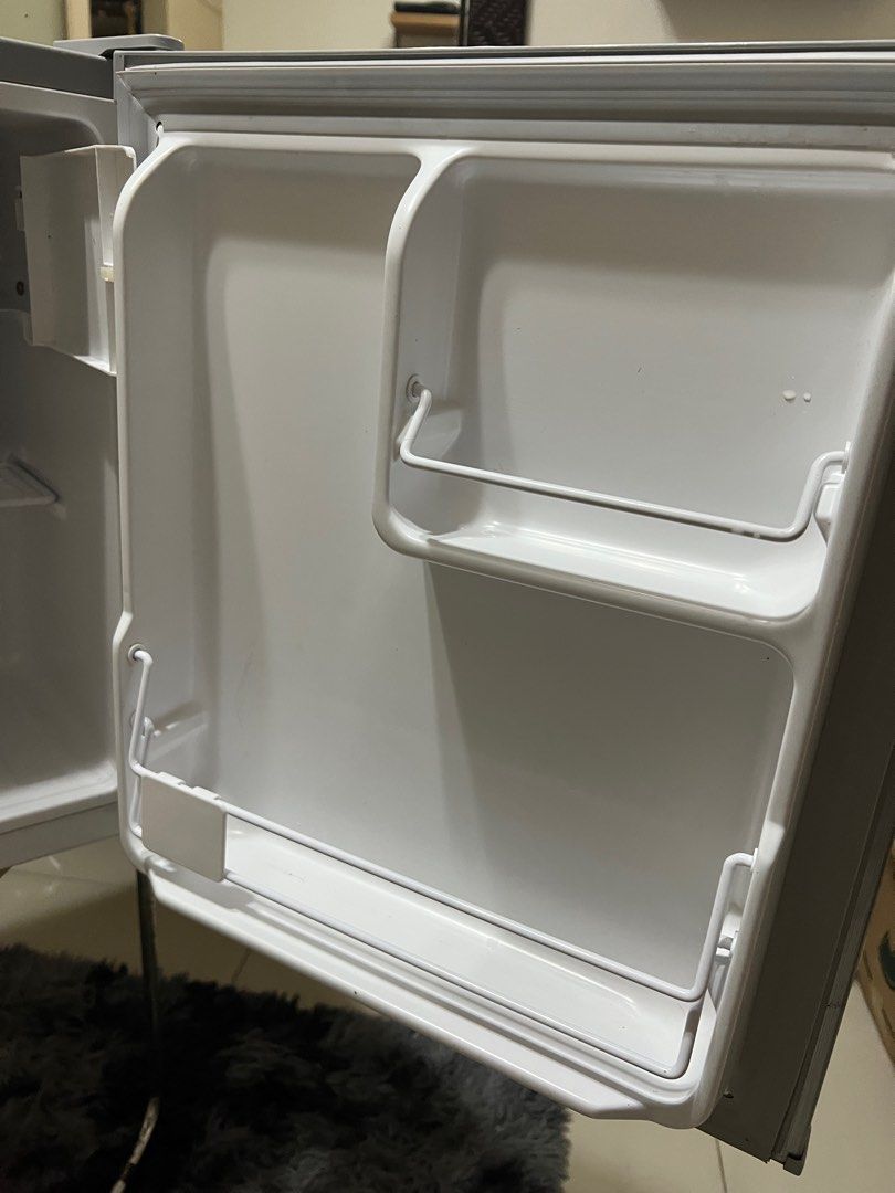 Hanabishi Refrigerator HASREF-18, TV & Home Appliances, Kitchen ...