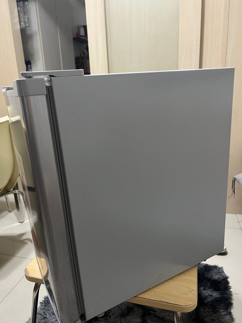 Hanabishi Refrigerator HASREF-18, TV & Home Appliances, Kitchen ...