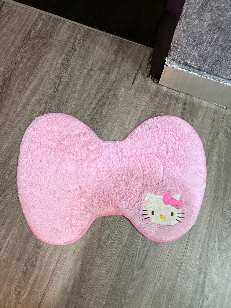 Hello kitty carpet, Furniture & Home Living, Home Decor, Carpets, Mats ...