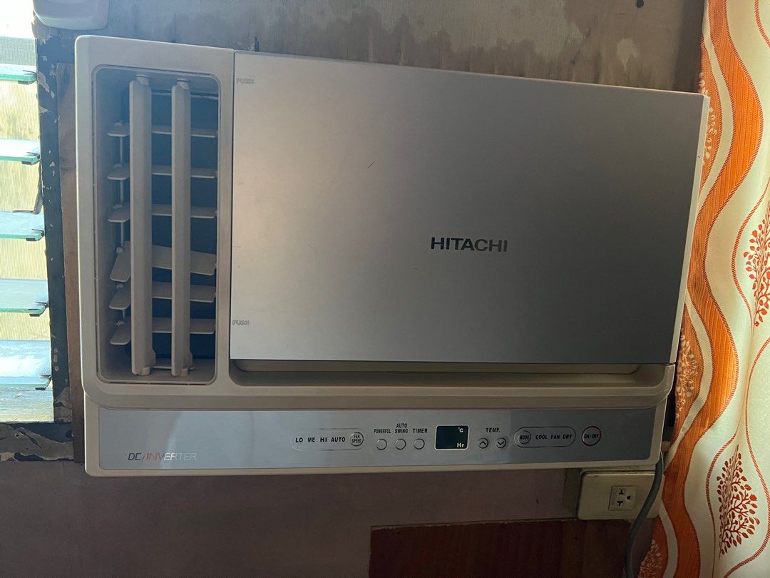 Hitachi 1.5 inverter aircon, TV & Home Appliances, Air Conditioning and ...