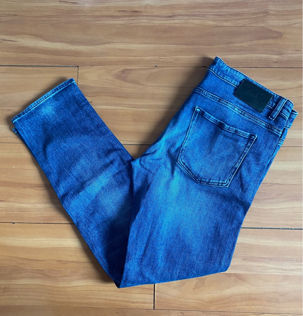 Hugo Boss Denim Jeans, Men's Fashion, Bottoms, Jeans on Carousell