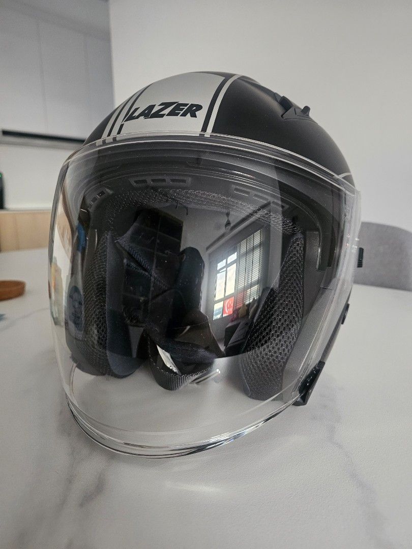 Lazer Helmet, Motorcycles, Motorcycle Accessories on Carousell