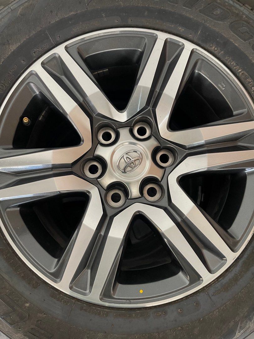 Like New Mags with Free Tires for Toyota Fortuner! 25k for 4 pcs on ...