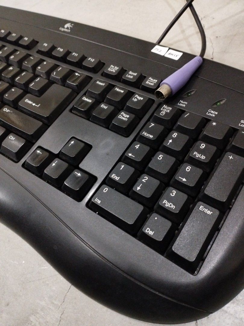 Logitech Easy Keyboard Deluxe Ps 2 Computers And Tech Parts And Accessories Computer Keyboard