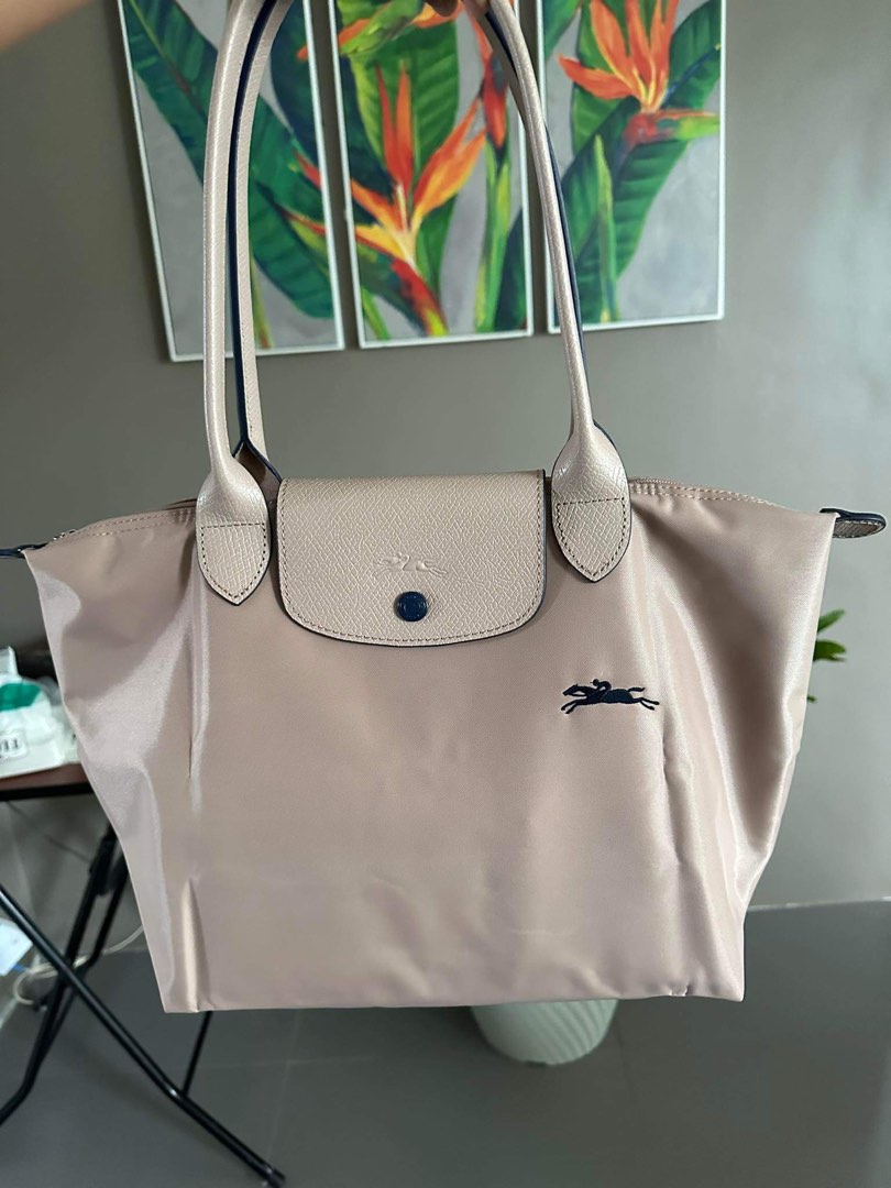 Longchamp club small long handle hawthorn, Women's Fashion, Bags ...