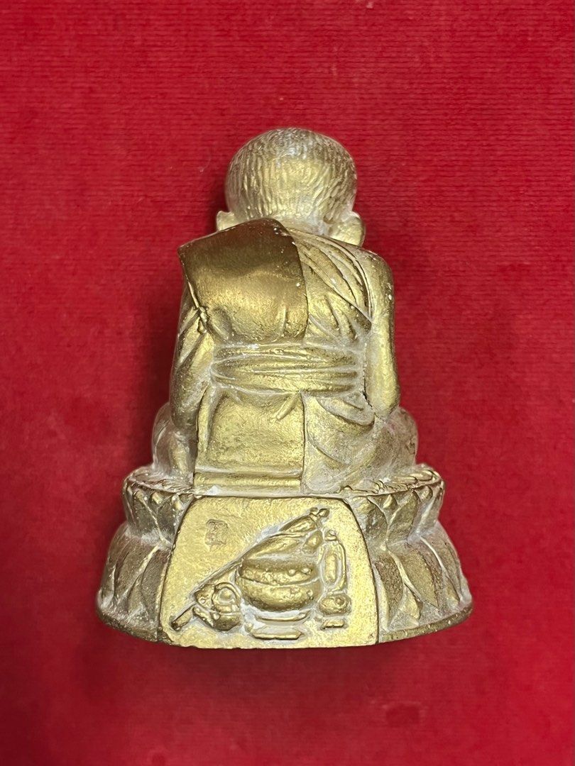 Lp Thuad Mini Bucha, Hobbies & Toys, Memorabilia & Collectibles ...