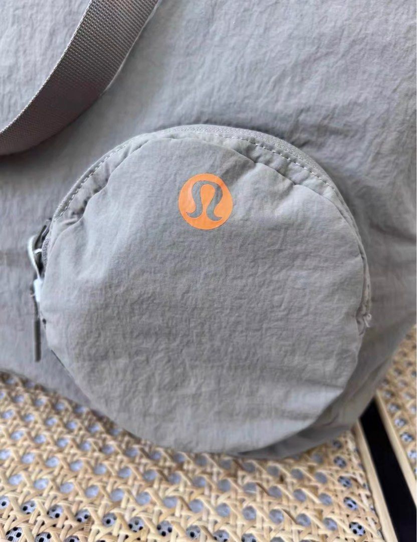 Lululemon Packable Tote Bag Foldable Bag, Women's Fashion, Bags ...