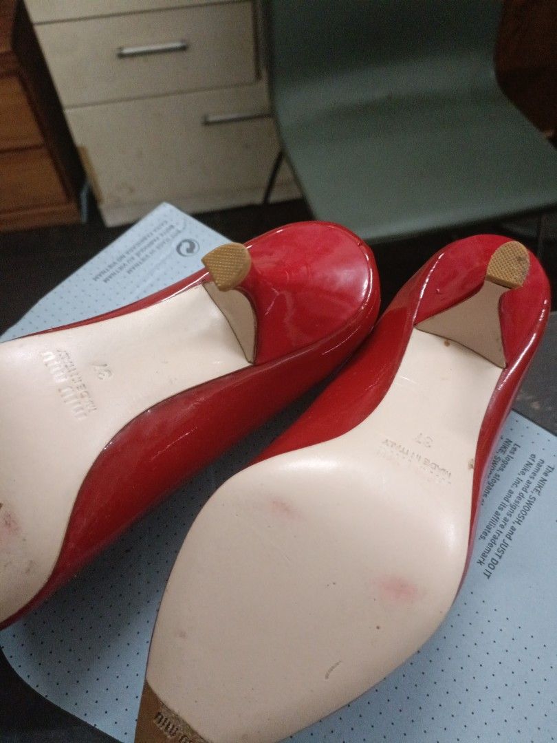 Miu Miu heels, Women's Fashion, Footwear, Heels on Carousell