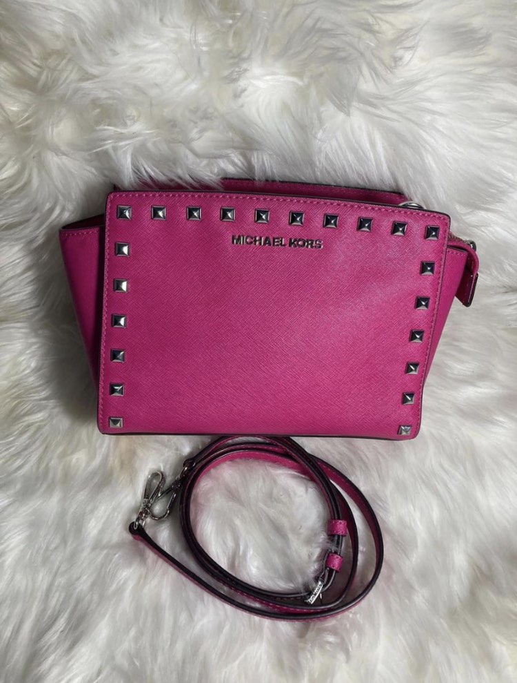 Mk, Michael kors, mono, alviero, Luxury, Bags & Wallets on Carousell