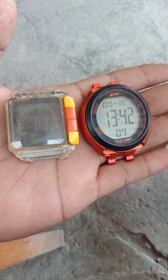 Modul jam puma dan rei, Fesyen Pria, Jam Tangan di Carousell