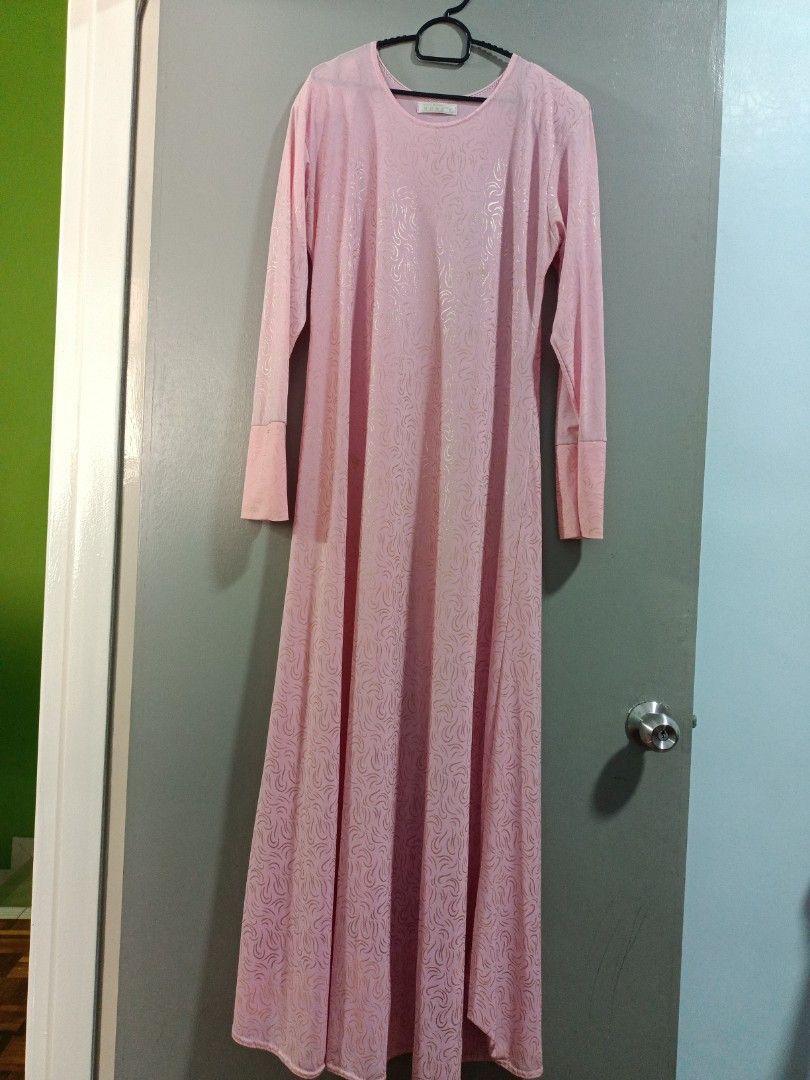 Muaz Dress jubah, Women's Fashion, Dresses & Sets, Dresses on Carousell