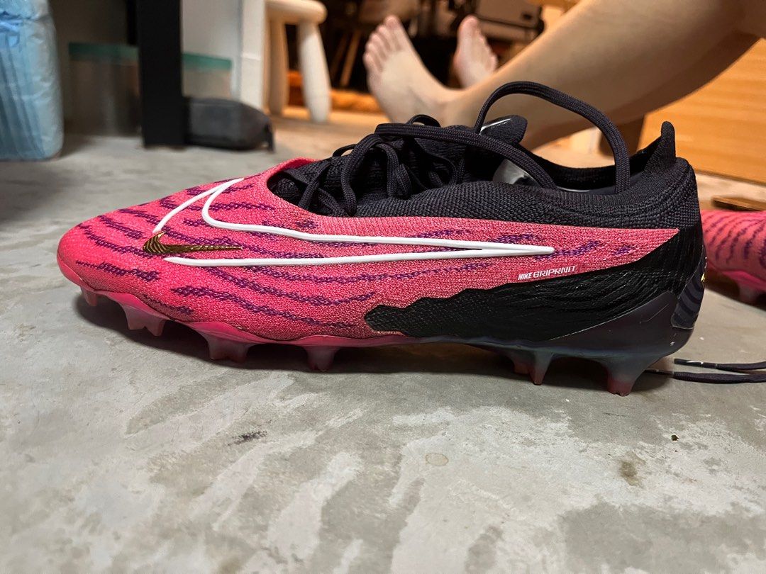Nike phantom GX pink, Men's Fashion, Footwear, Boots on Carousell