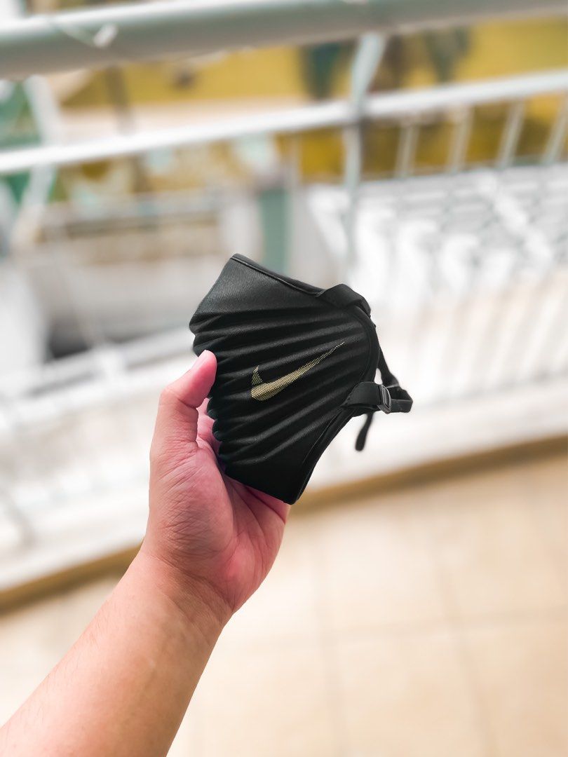 Nike Venturer Sport Performance Mask, Health & Nutrition, Face Masks ...