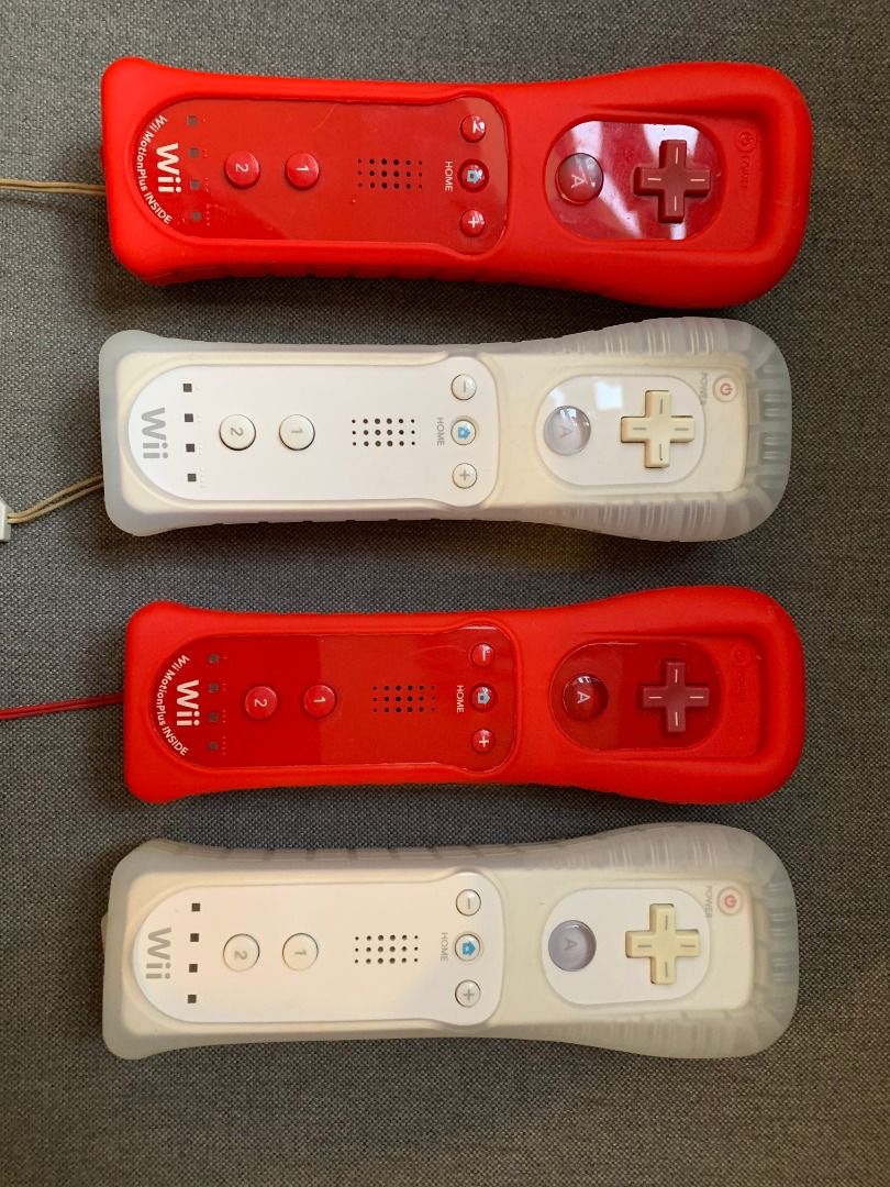 Nintendo Wii Mega Pack! Includes: Wii, 11 games, 4 controllers + 2 ...