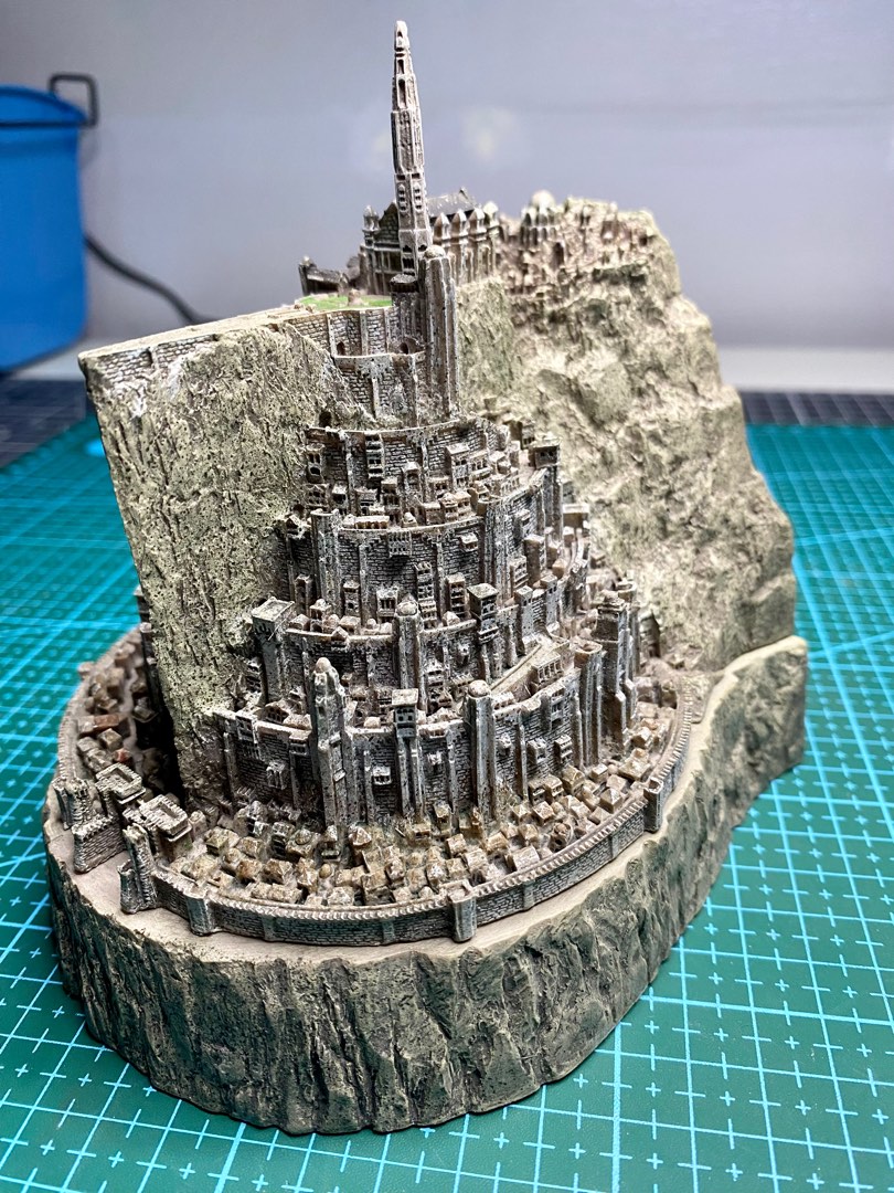 Odds N Ends - Rare LOTR Set Sold As It Is, Hobbies & Toys, Toys & Games ...