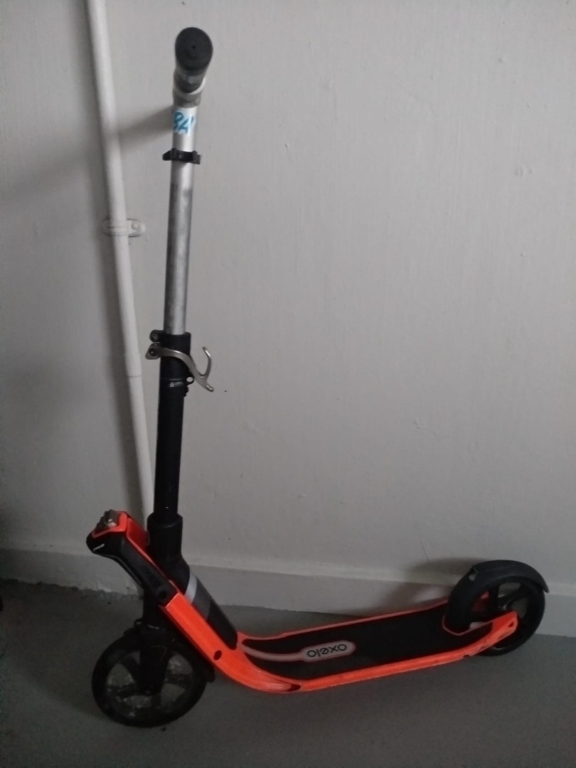 Oxelo skate scooter, Sports Equipment, Other Sports Equipment and ...