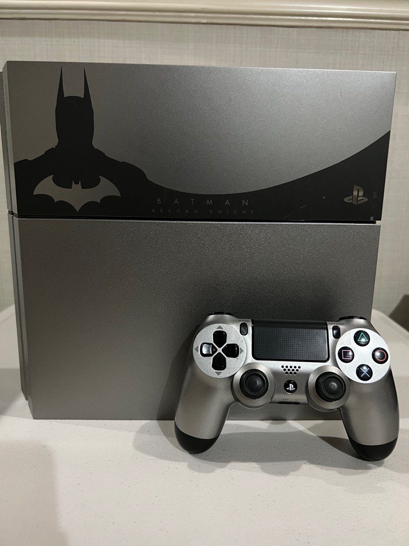 Playstation 4 (PS4) Limited Edition Console - Batman Arkham Knight ...